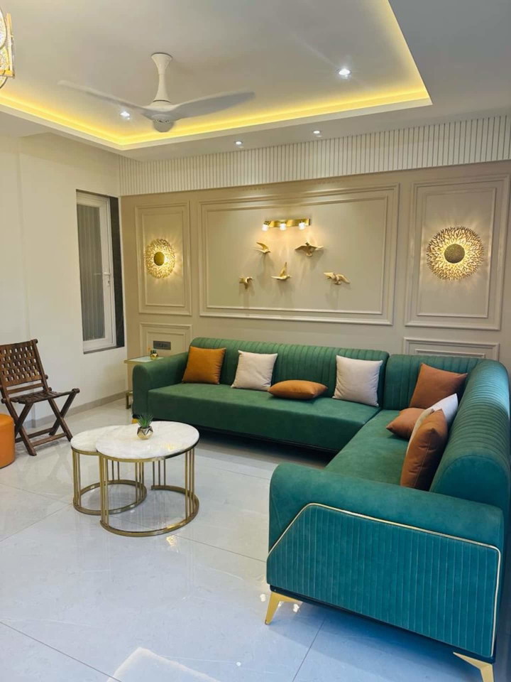 Classic Brownstone Villa - Lonavla