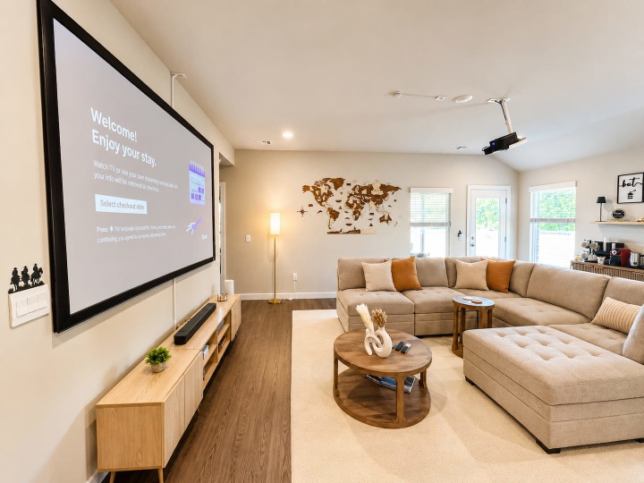 Luxury Spa Retreat | Sauna, Hot Tub & Home Theater - Tulsa, OK