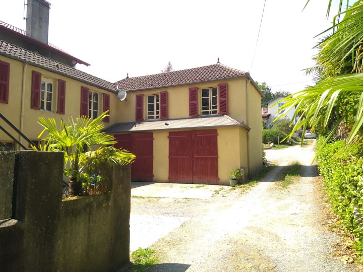Charmant Appartement Au Calme - Salies-de-Béarn