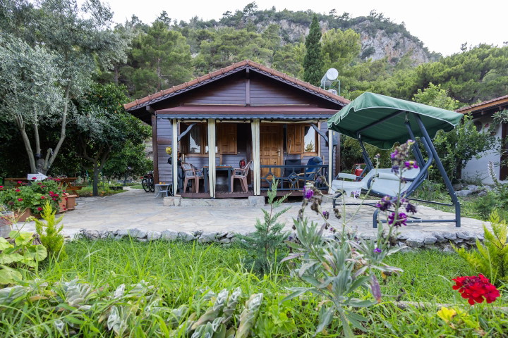 Dilek House Is A 5-minute Walk From Cirali Beach. - Adrasan