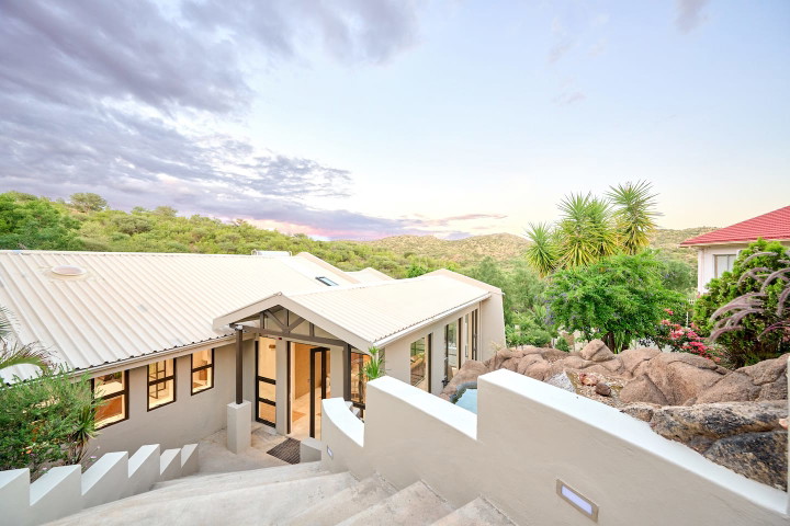 Urban Sanctuary Here The City Meets Namib' Nature - 