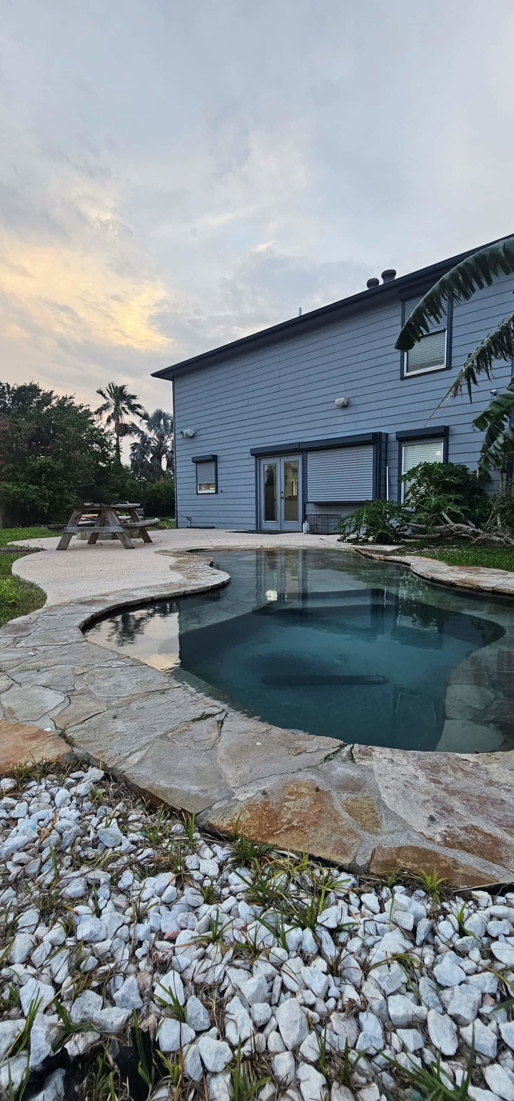 Private Pool/spa, Basketball Court, Sleeps 9 - Brownsville, TX