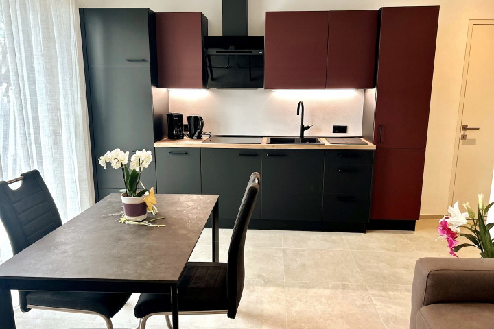 Apartment In Sunny Cornaiano - Bolzano
