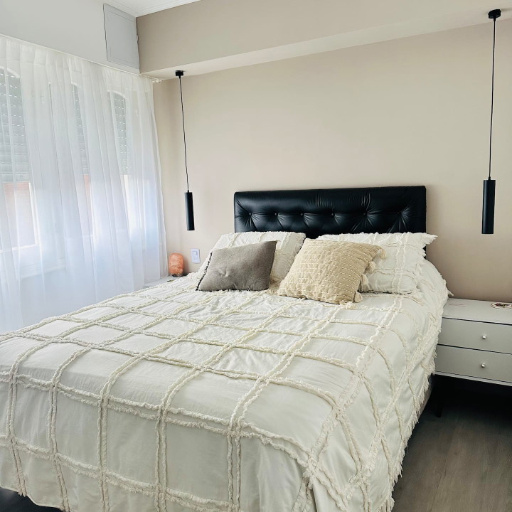 Habitación Con Encanto En Casa De éPoca-pocitos - Montevideo