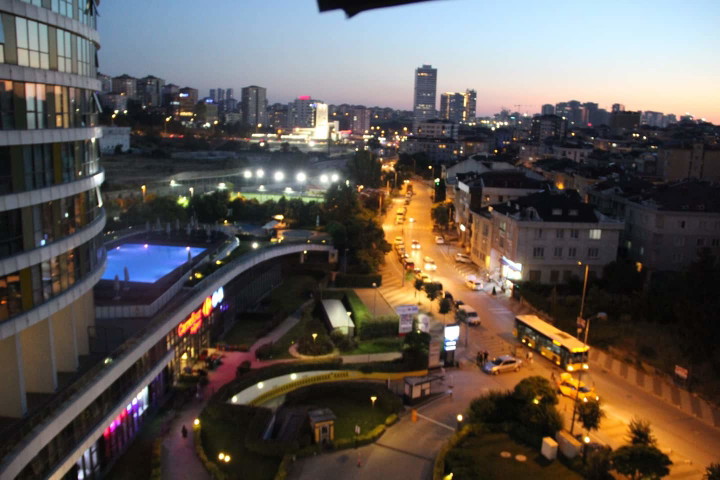 Ataşehir'de Modern Konforlu Ve Güvenli Konaklama - Prinseneilanden