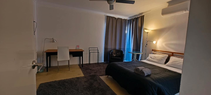 Like An "Entire Self Contained 85sqm Guest Suite" - Ascot