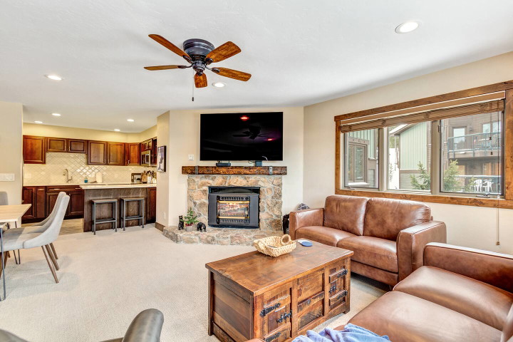 Condo Convenient To Skiing! Close To Downtown! - Breckenridge, CO
