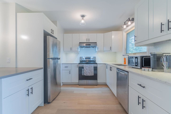 Séjour Confortable De Luxe Près De Toronto + 3 Lits + Lac Kawartha - Peterborough, ON, Canadà