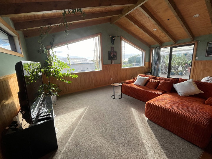 Three Bedroom House - Greymouth