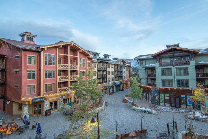 Just Steps To Village Gondola! Mammoth Vacation! - Californie
