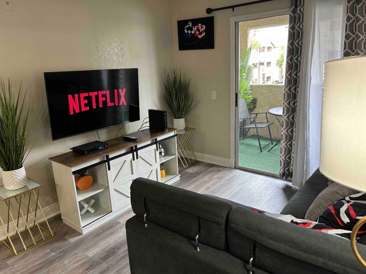 Freshly Remodeled Off The Strip Condo - Las Vegas, NV