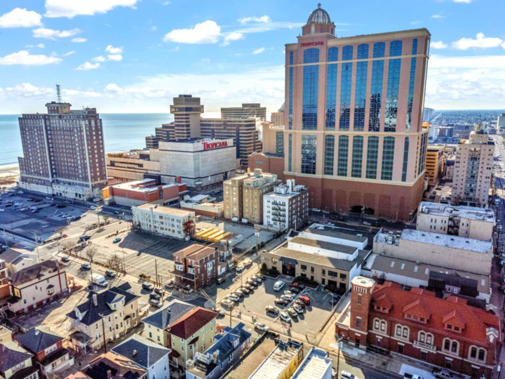 8br/3.5ba Classic By Tropicana, Boardwalk, Beach - Atlantic City, NJ