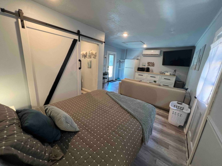 The Cozy Hideaway- Airport, Cruise, Zoo - Jacksonville, FL