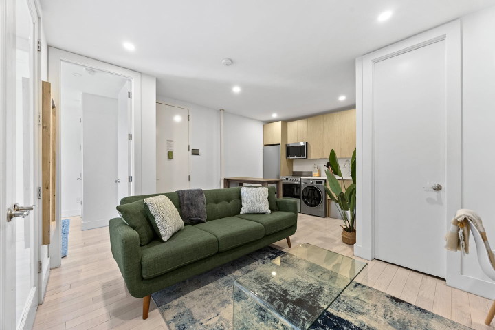 2 Bed + W/d In Central East Village - New York City