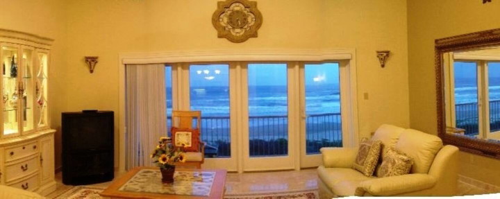 1 Beach Front, Private Heated Pool & Gorgeous View - South Padre Island