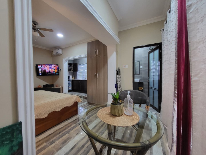 Annorgee Luxury Studio Apartment Oxford St., Osu - Accra