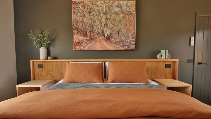 Yabbarin & Lawson Lux Lodges - Albury
