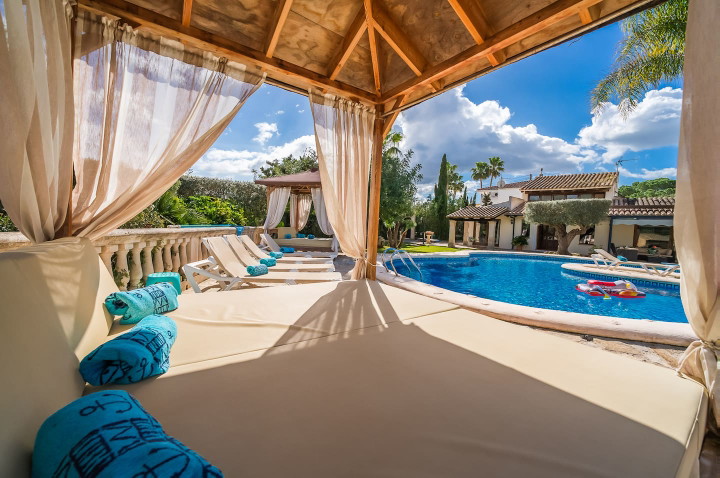Finca "Vela" Near Muro For 8 Persons With Wonderful Garden And Pool - Can Picafort