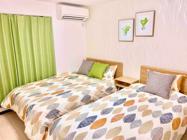 *Osaka* Entire Building, 3-minute Walk From The Station, Multiple Stations Available, 5 Minutes To Umeda, 9 Minutes To Namba - Osaka