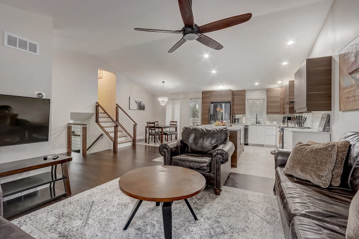 Luxurious & Spacious 4 Br Home W/o Cleaning Fees - Middleton, WI