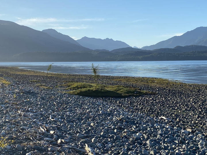 Stoney Shore Camp - Te Anau