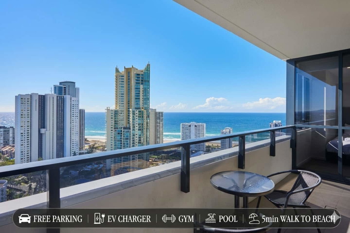 Level 26 Oceanview 2br Apartment | Walk To Beach - Surfers Paradise