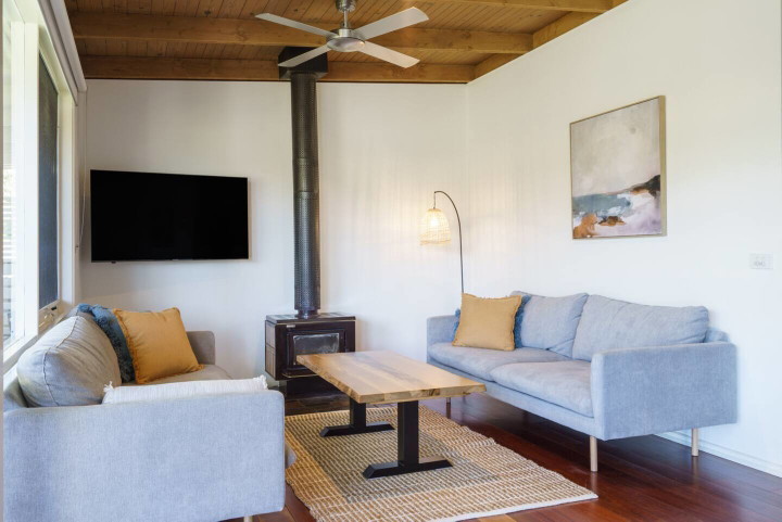 Charming Seaside Bungalow: A Peninsula Hideaway - Rye