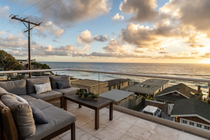 Stunning Ocean View Home Off Gaviota Drive - Laguna Beach, CA