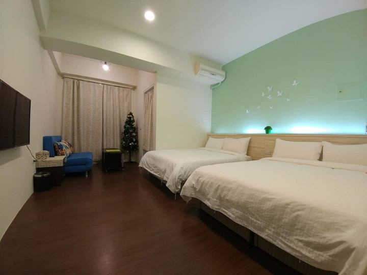 Luodong Night Market Cozy 4-person Suite, Suitable For 2-5 People - Taiwan