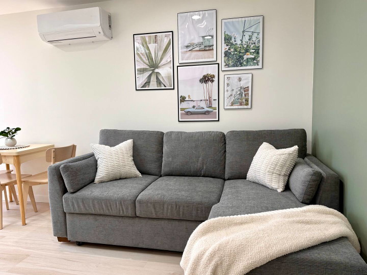 Private Guesthouse | Full Kitchen + Laundry - Downey, CA