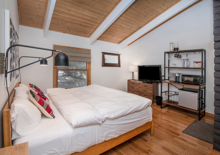 Cozy Hotel Room Unit In The Heart Of Vail Valley - Beaver Creek, CO