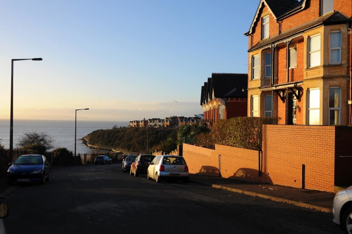 Crows Nest Barry Island Upstairs Flat Sea Views - ウェールズ