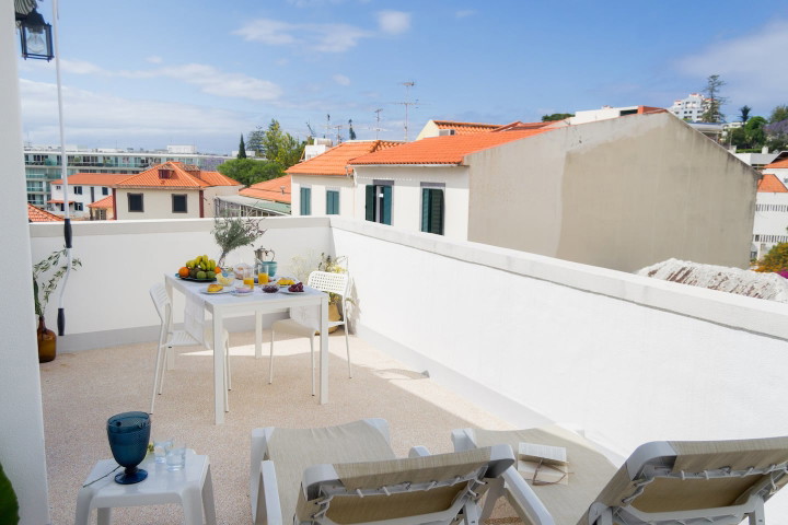 Cozy Apartment In Funchal, Madeira - Funchal