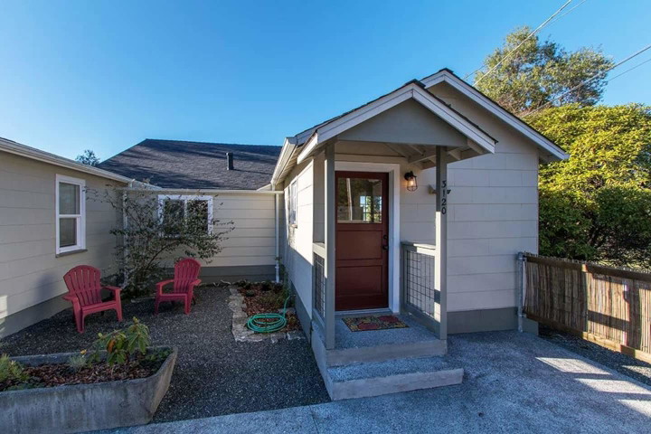 Jane's Creek Cottage ~ Affordable & Near Cal Poly Humboldt! - Arcata, CA