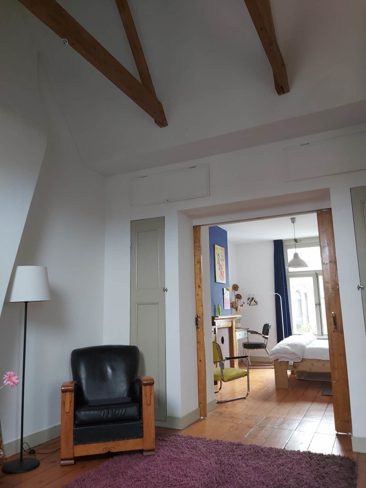 Etage In Herenhuis; Lang Verblijf Zoek Nu Contact - Groningen