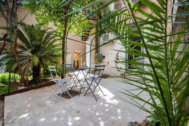 Garden-center Of Town!large 1br - Antibes