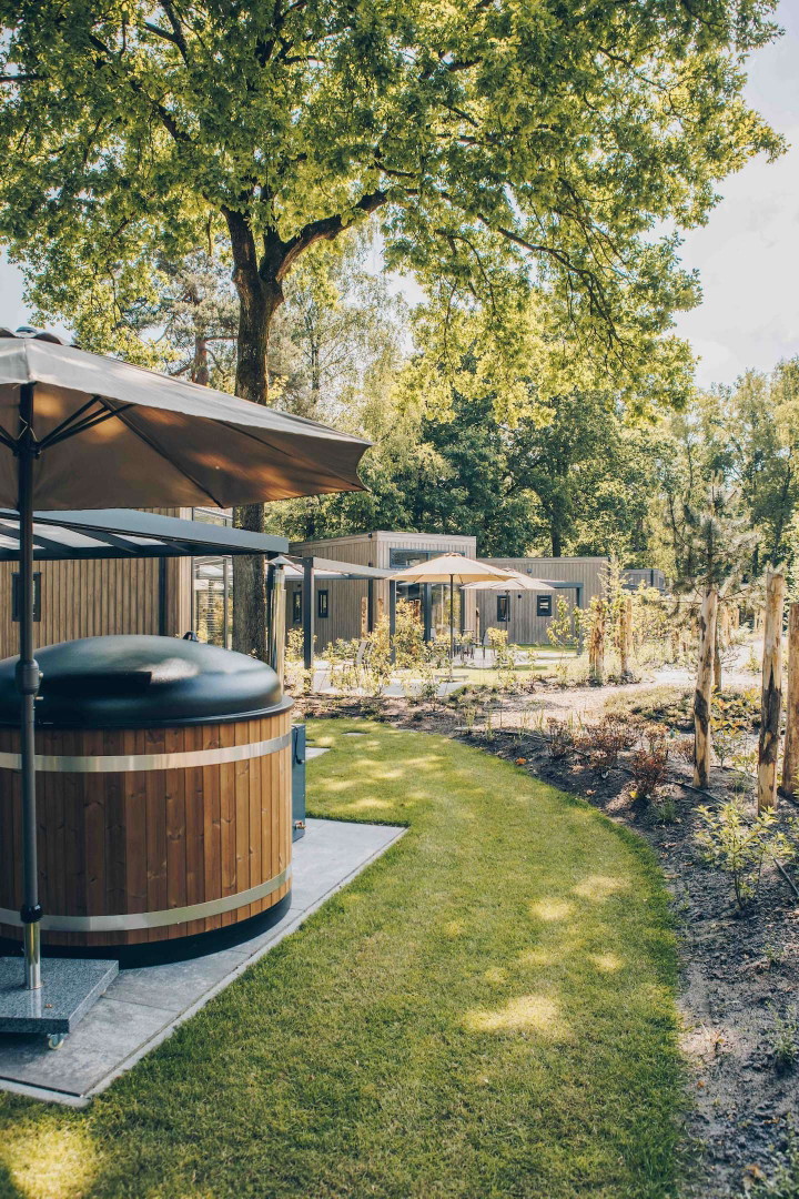 Reeëndal Lodge Comfort With Hot Tub | Sleeps 4 - Deventer