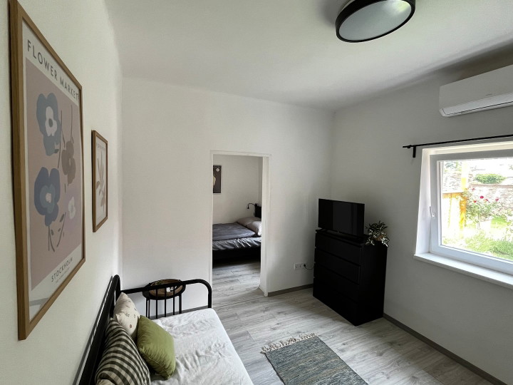 Rose Garden Apartments - 3 - Green - Pécs