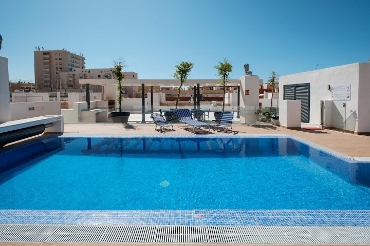 Deluxe Apartment With Pool, Terrace And Parking - Málaga