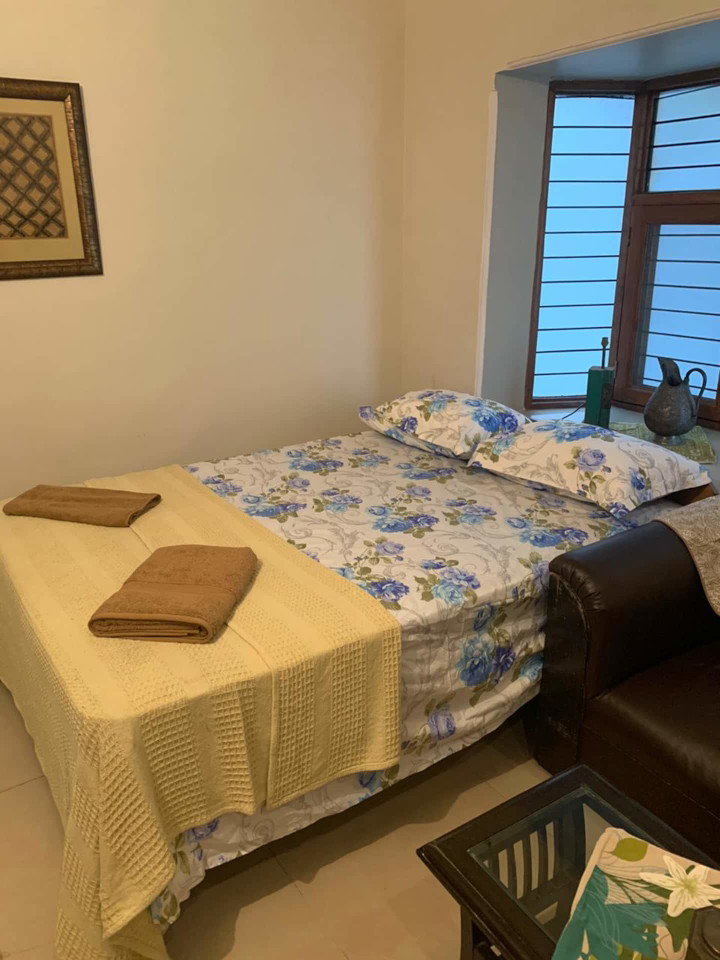 Rustic Comfort In A Historic Neighborhood - New Delhi