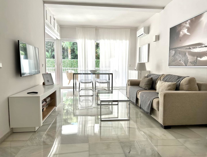 Marbella Center White Apartment - Marbella