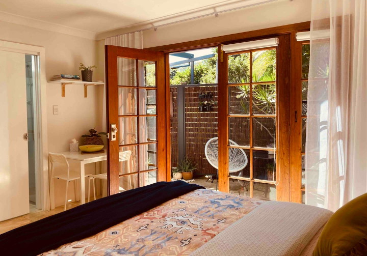 Leafy & Courtyard Studio - Sydney