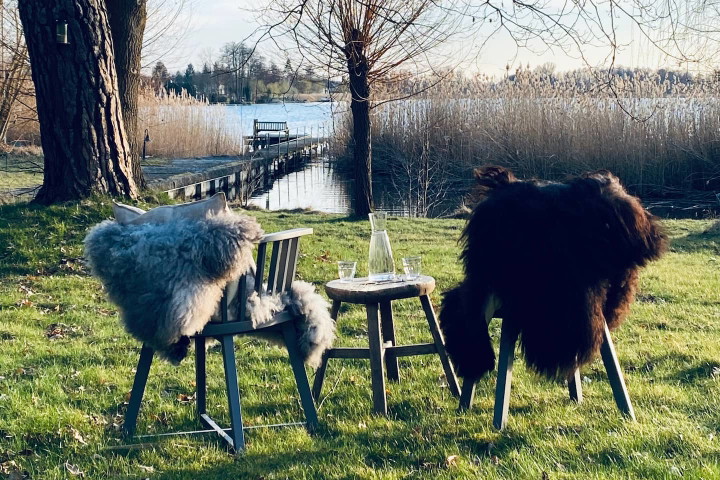 Haus Am See
Home & Holliday - Teupitz