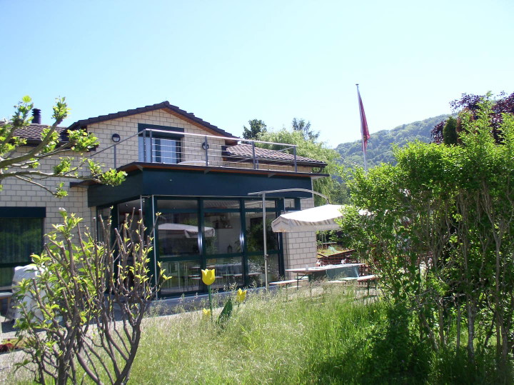 21/2 110 M2 Wohnung Mit Terrasse In Cheyres - Yvonand