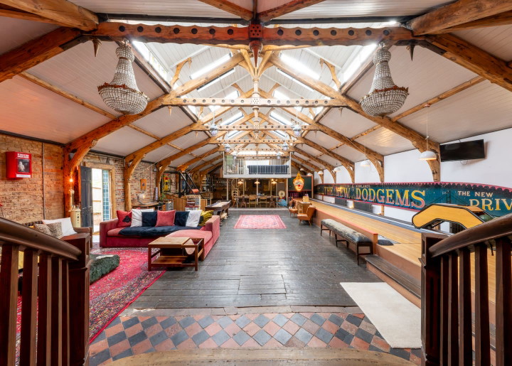 Bath House By The Sea: Bowling Lane + Cinema - Saint Leonards