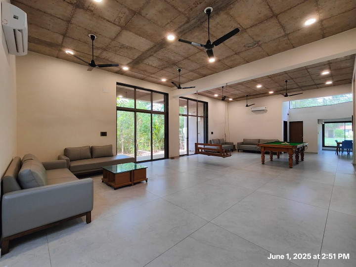 Natures Trail: Quiet 4bhk + Peaceful Pool Time - Sanand
