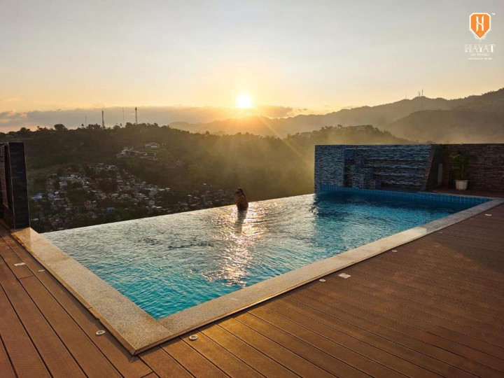 2br W/ Balcony + Infinity Pool +Gym Condo At Busay - Cebu City