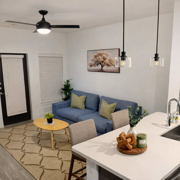 Frisco King Bed Escape | Near Universal & Pga - Frisco, TX