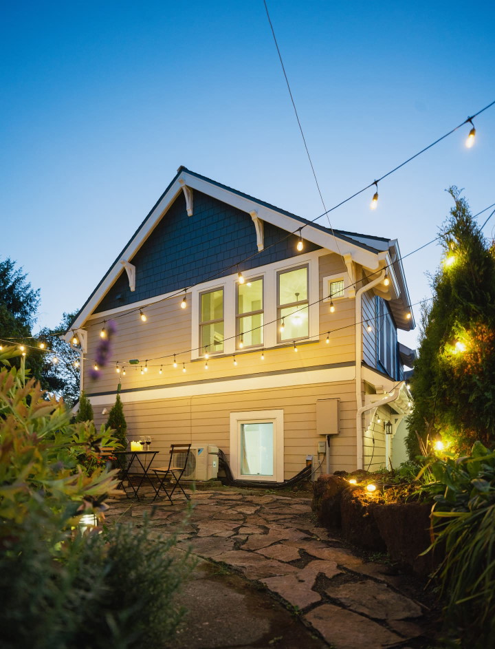 Overlook Cottage, Upscale W/ Off-street Parking! - Portland, OR
