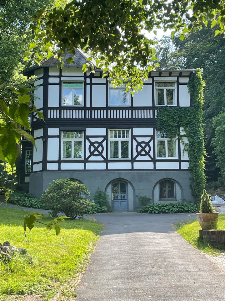Apartment In Listed Villa - Hattingen
